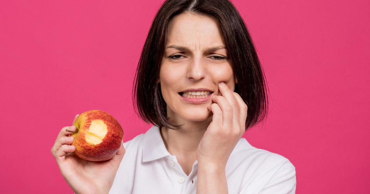 Food Stuck in Gums? Easy Tips for Safe Removal